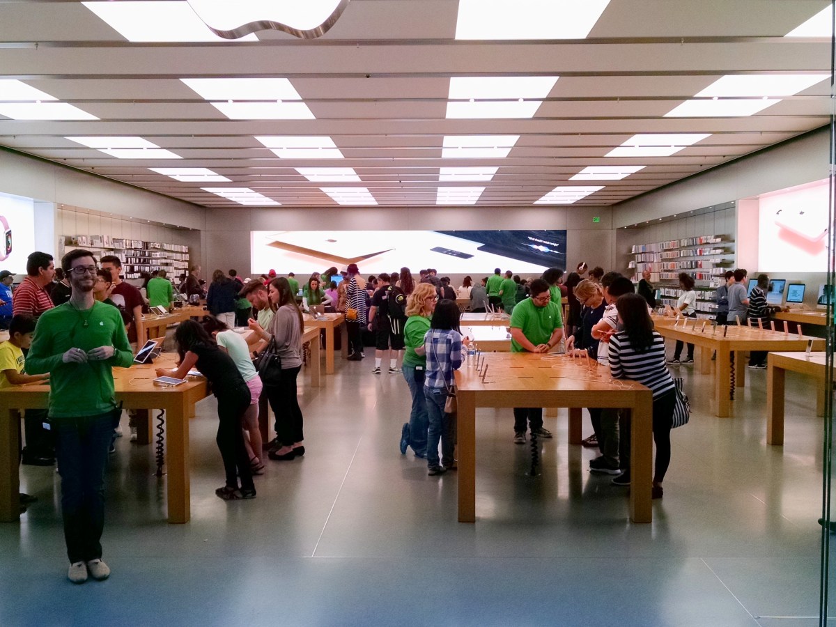 Dear Apple: Your Stores Suck – Why It Matters